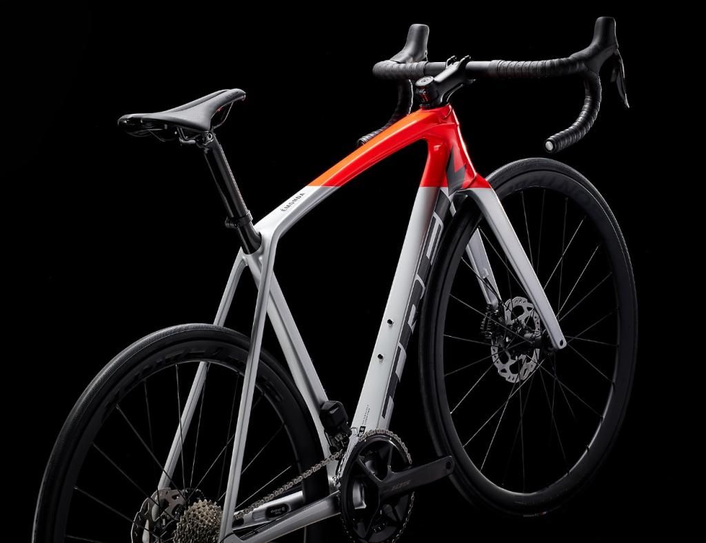 TREK EMONDA SL 6 PRO 2023